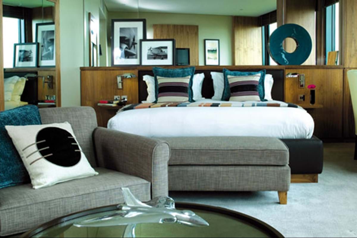 Aviator Hotel — chapmanbdsp